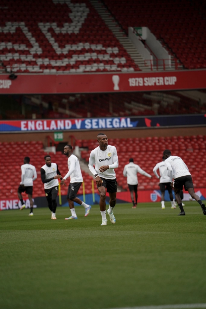 Amical Angleterre-Sénégal: Lions découvrent la pelouse du City Ground ...